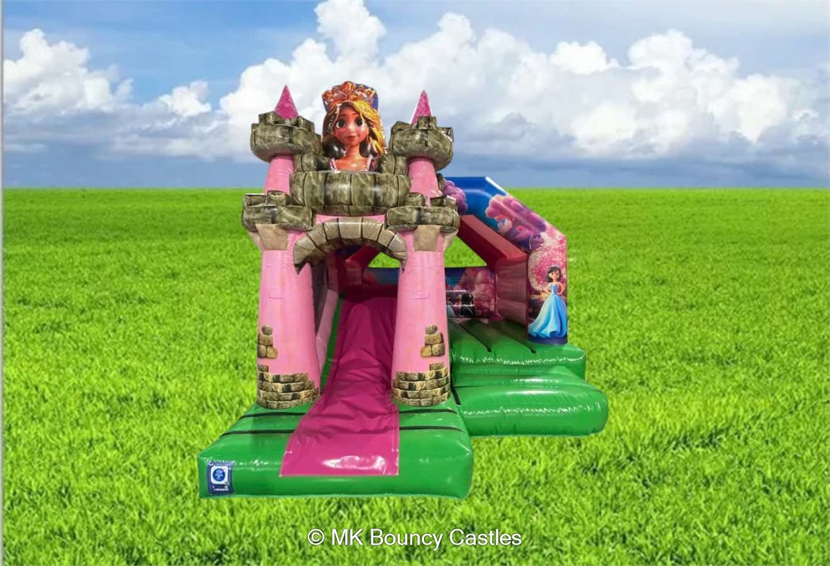 3d Princess Castle - Bouncy Castle Hire in Milton Keynes | MK Bouncy ...